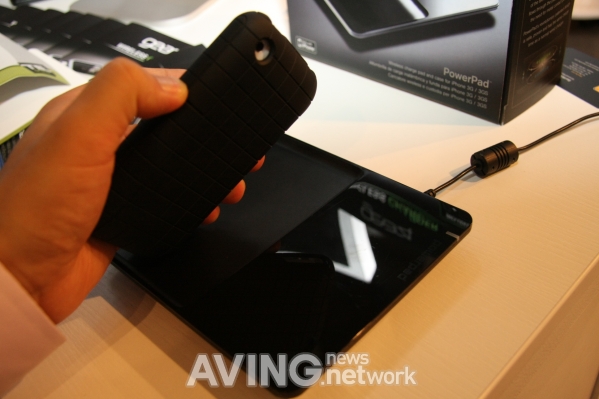 Gear4 to display its wireless charger 'PowerPad' for iPhone