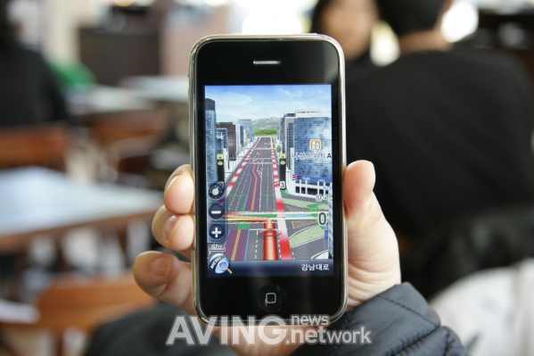 A full 3D navigation map application 'Mapple 3Di' for iPhone