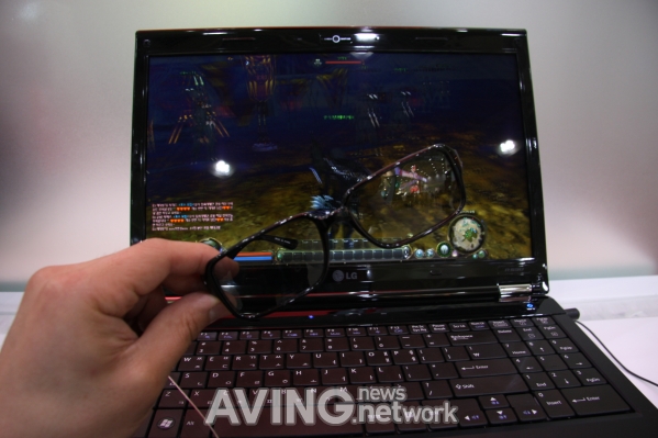 LG Electronics to showcase its Full HD 3D monitors at WIS 2010