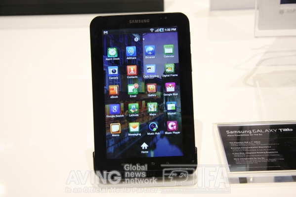 [IFA 2010] Samsung Electronics showed the first tablet PC 'Galaxy Tab'