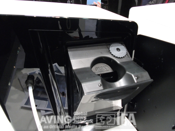 [IFA2010] WMF to introduce its new Coffee pad machine WMF10