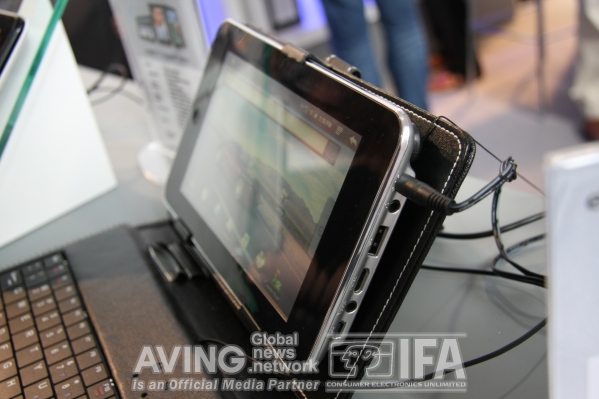 [IFA2010] Elonex, introduces computer disguised 7 inch Android tablet ...