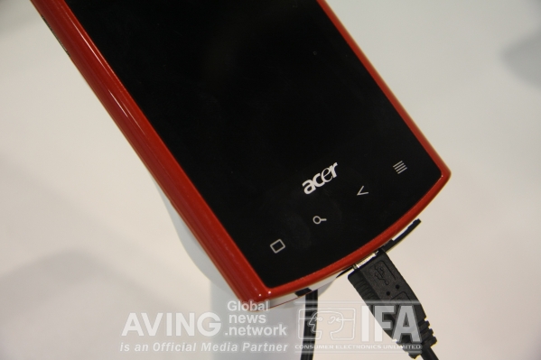 [IFA2010] Acer, introduces 3.5 inch Android phone 'Liquid'