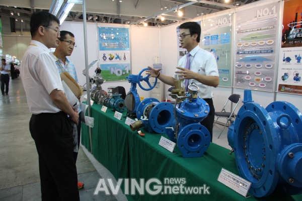 [ENTECH2010 Field Covering] Samjin Valve, introduces various water-and ...