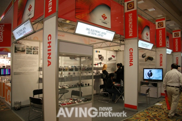 CES 2011, OMG Electronics Limited, LVCC Hilton hall, Jan 8