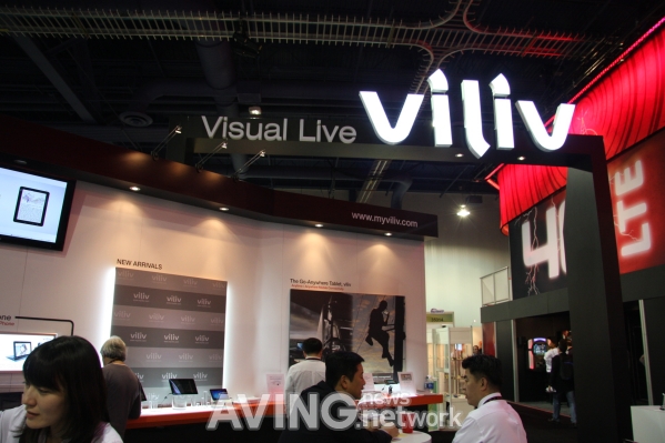 [CES 2011] Booth Sketch of viliv