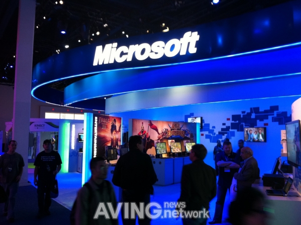 CES 2011, Microsoft Booth, Interior Design, LVCC, Jan 9