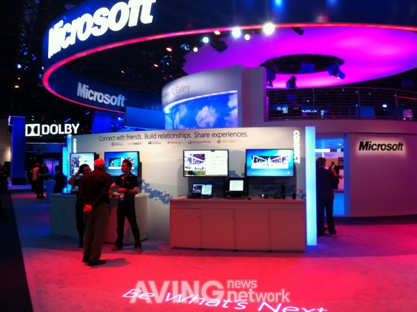 CES 2011, Microsoft Booth, Interior Design, LVCC, Jan 9