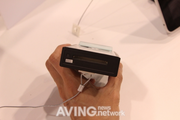 [CES 2011] HyperMac to introduce the first iPad USB hard drive 'HyperDrive'