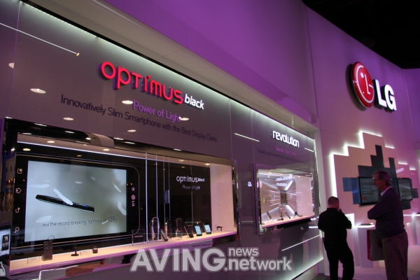 CES 2011, LG Booth Interior Design, Optimus Black, LVCC, Jan 9