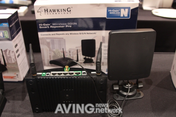 [CES2011] Hawking Technology to introduce Hi-Gain Smart Repeater, 'Wireless-300N' at ShowStoppers