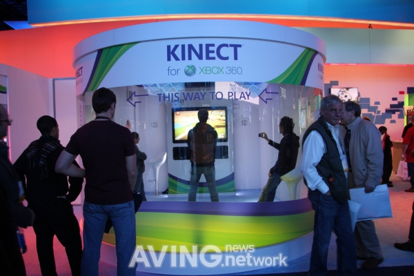 CES 2011, MS KINECT, Inter Booth Interior Design, LVCC, Jan 9