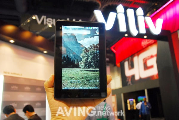 'viliv X7 Android Tablet' Introduced at CES