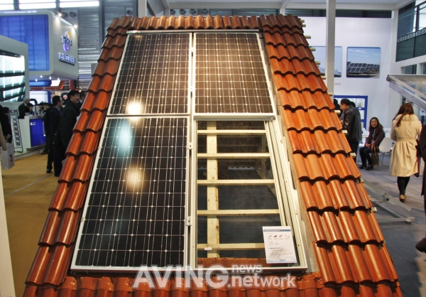 VERSOL SOLAR to present its roof mounting system VTYI2 at the SNEC 2011 ...