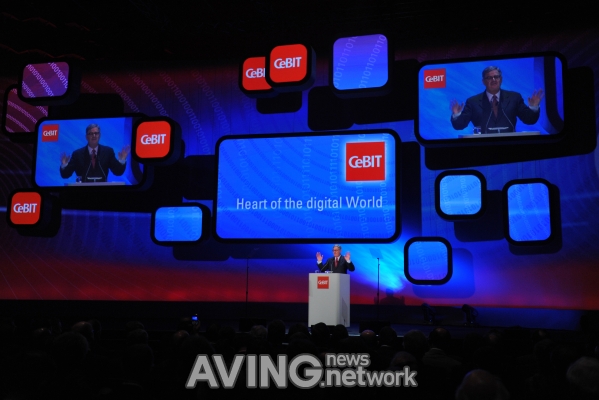 [CeBIT2011] Samuel J. Palmisano, CEO of IBM at Opening Ceremony