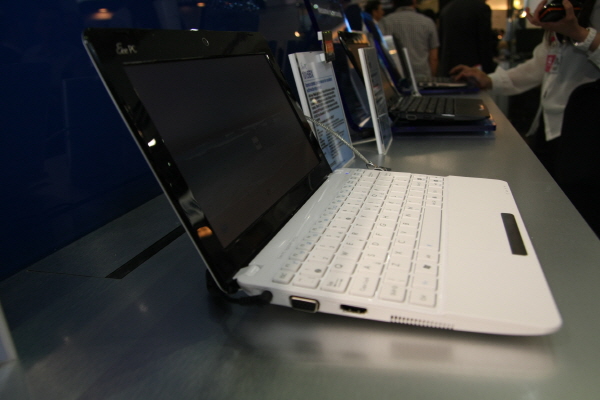 [Computex 2011] ASUS to Unveil ‘Eee PC 1015BX’, Compact Netbook