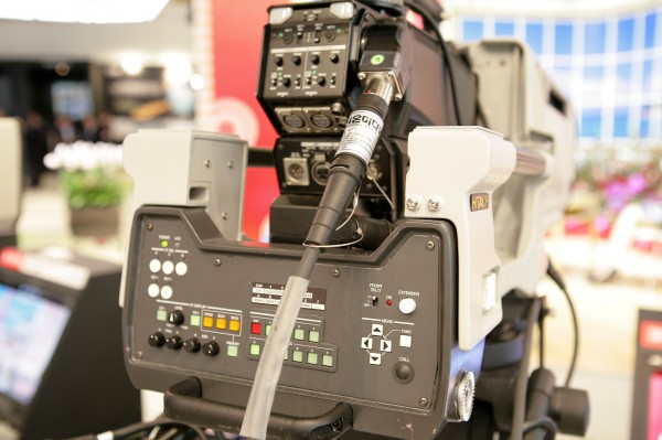 [KOBA 2011] ‘SK-HD1000′, ENG/EFP Camera System of HITACHI