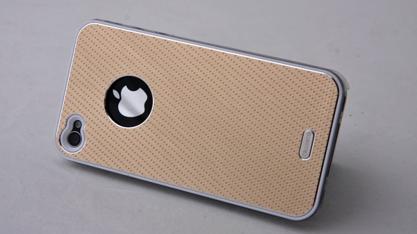 Aluminum Gold Case for iPhone 4 with Vivid Design Launched by CELLDECO!