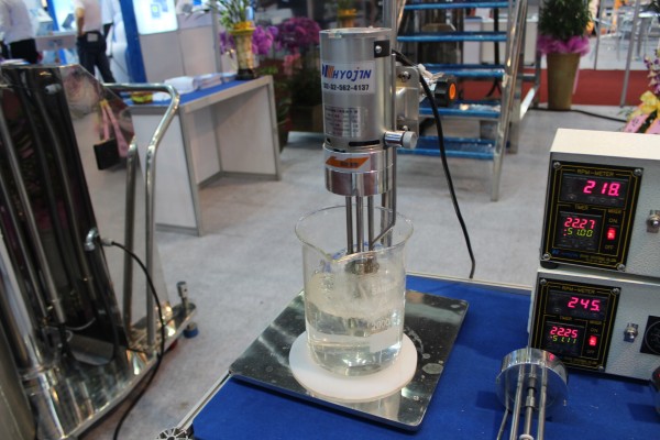 [KOREA CHEM 2011] Hyo Jin Industrial to Show Mixer for Experiment