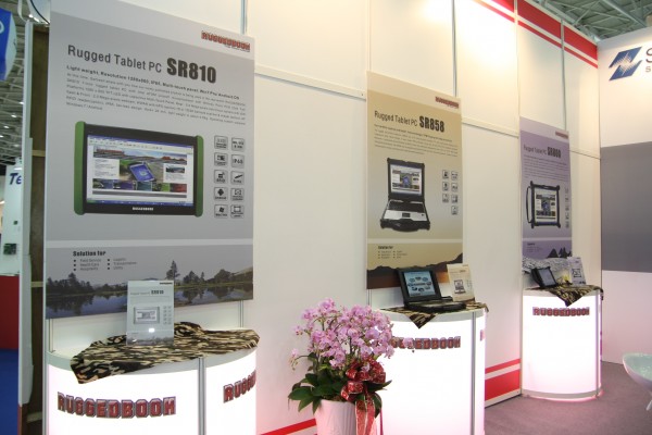 [Computex 2011] Samwell to Show Different Tablet PCs for Industrial Use