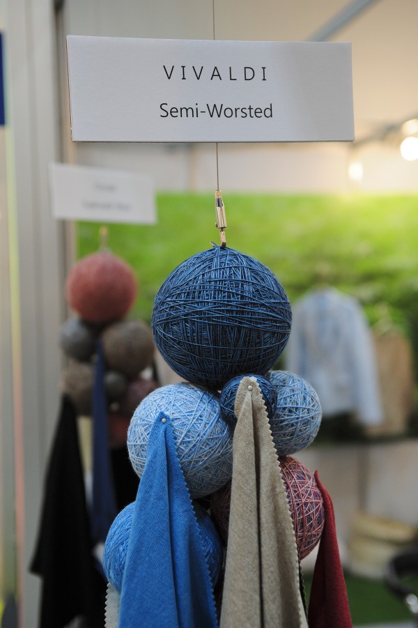 [PIS 2011] Shinhan Spinning to Display Hemp & Semi-Worsted Yarn