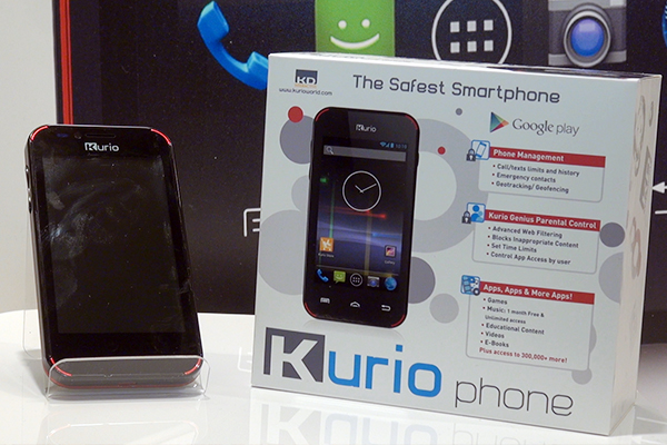 [CES 2014 Video] Smartphone for children, 'Kurio Phone'