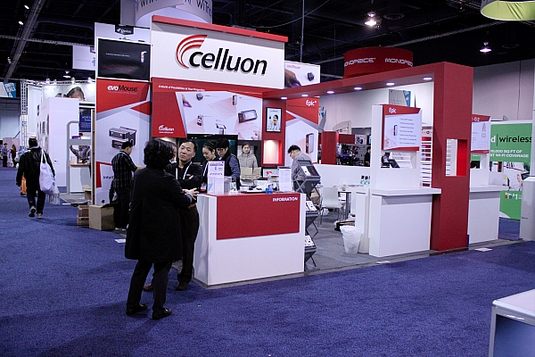 [CES 2014] Celluon's Innovative Wireless Projection Keyboard 'Epic'