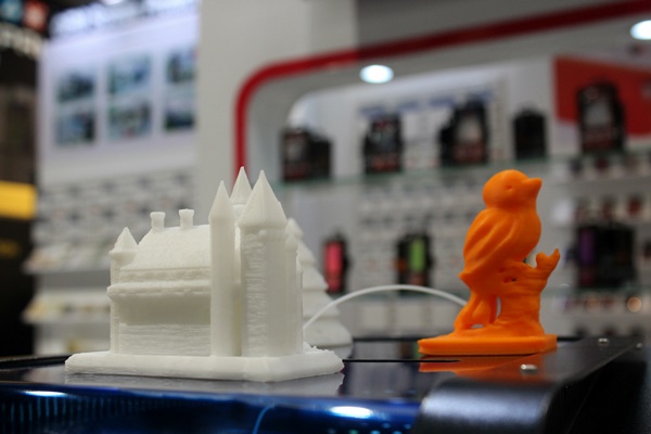 [CES 2014] MooTooh unveiled 'MT2' small size 3D printer