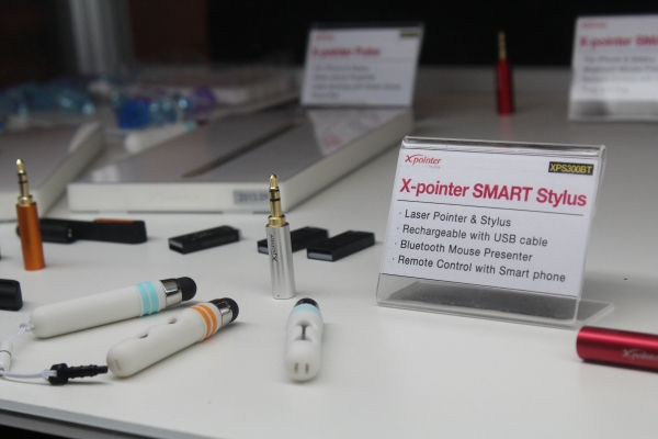 [CES 2014] Chois Technology's 'XPS300BT' bluetooth 4.0 BLE PC Remote Controller