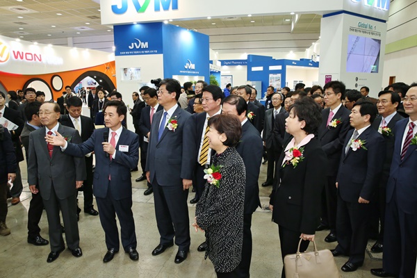 'The 30th Korea International Medical&Hospital Equipment Show(KIMES 2014)' has Kicked off!