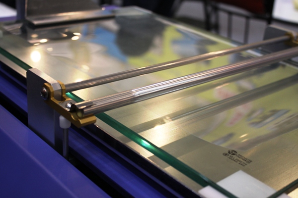 [ATEM FAIR 2014] GIST Displays its Auto Bar Coater 'GBC-A4'
