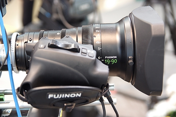 [KOBA 2014] Fujinon Display 3 types of 4K Filming Compatible Light ZK ...