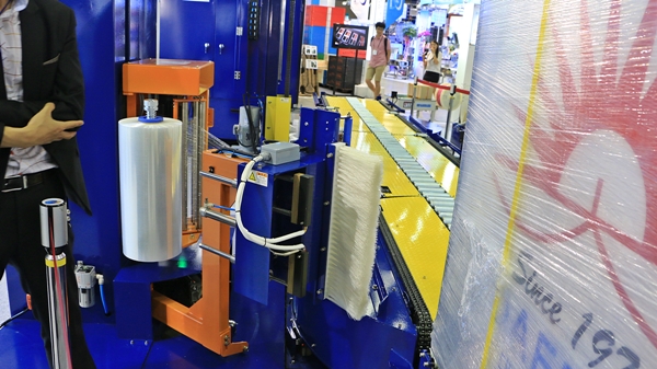 [KOREA PACK 2014] Dae Eun Industrial's Unmanned Pallet Packing and ...