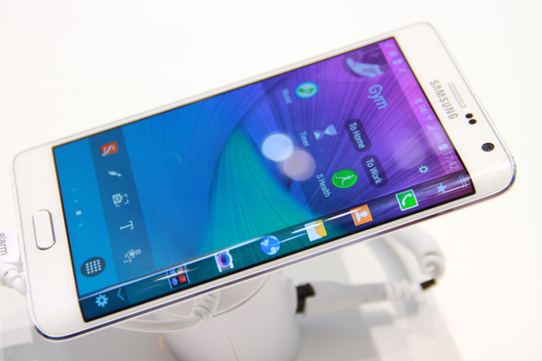 [IFA 2014 Video] Samsung Unveiled 'Galaxy Note Edge'