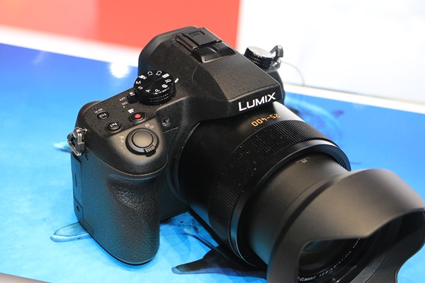[IFA 2014] Panasonic's 'Lumix DMC FZ1000', An High-end Camera For 4K ...