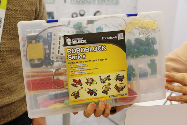 [CES 2015] ROBOBLOCK System Looks to Expand Export of its 3D Printers ...