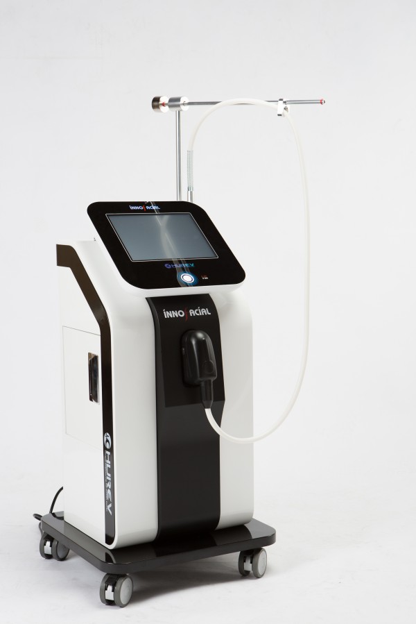 [KIMES 2015 Preview] Innofacial CD700, HUREV’s Premium Aqua Skin ...