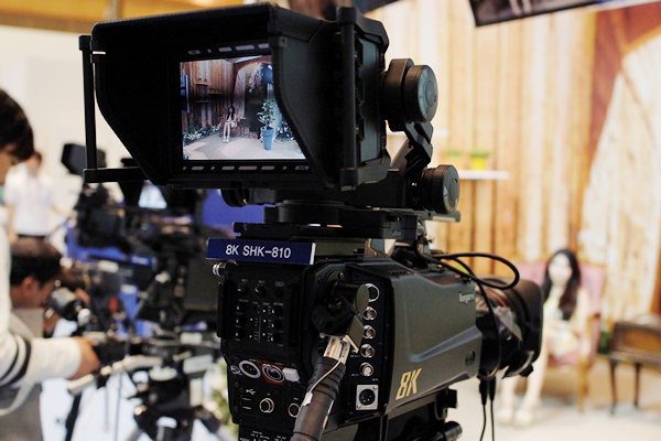 [KOBA 2015] Dongwha AV unveils Ikegami Unicam HD camera series