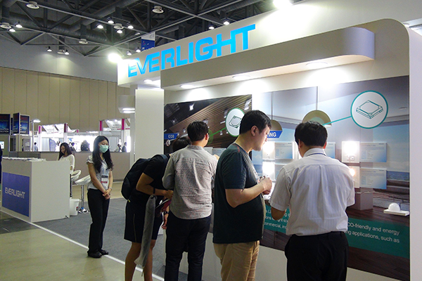 [Video of LED EXPO 2015] EVERLIGHT Displays Various LED Products