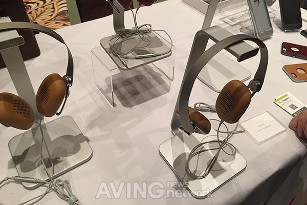 [CES 2016] 'Moshi,' A Step Forward to The Better Mobile Life