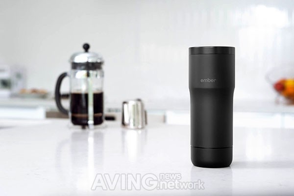 [CES 2016] Ember Introduced Coffee Cup, Controlling Temperature