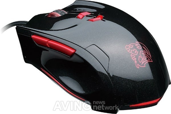 [CES 2016] Thermaltake Introduced a Smart Gaming Mouse for e-Sports