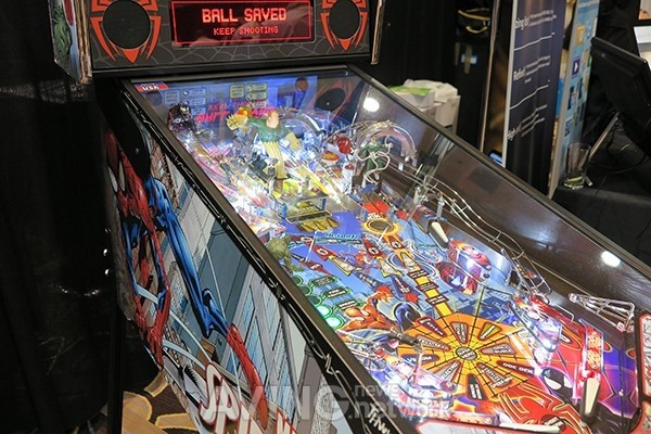 [CES 2016 Unveiled] Sternpinball Showcased Spiderman Bolt Edition Pinball