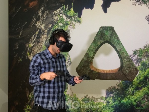 [MWC 2016] HTC ‘VIVE,’ VR device That Was Made by HTC and The World’s ...
