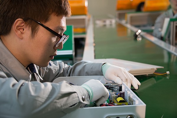 Personal LED Light Therapy to Aid Weight Loss: “Smartron”, Manufactured ...