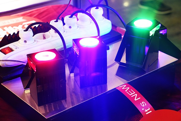 [LED EXPO 2016 Video] Atech Korea's Customizable Heatsink Plate