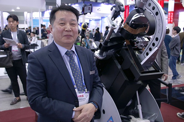 [KIMES 2017] JMTech Introduced Spinetronic ‘Robot Spine Treatment ...