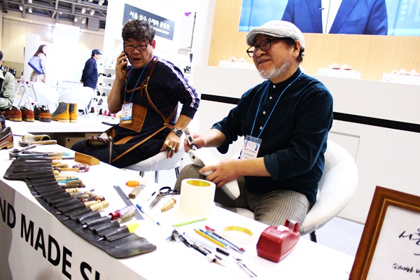 Korea’s Only One Shoe Show ‘2017 Busan International Shoe Show’, held ...