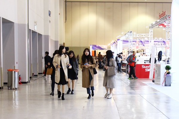 Korea’s Only One Shoe Show ‘2017 Busan International Shoe Show’, held ...