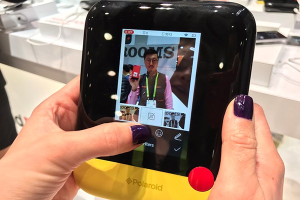 [CES 2018] Polaroid, unveiled a Polaroid Camera with Modern Design ...